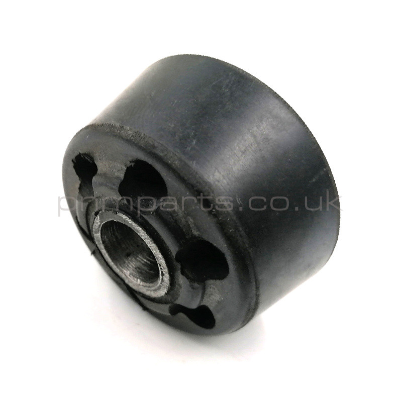 A075R0095F Lotus Elite and Eclat Front Lower & Rear Diff Mount