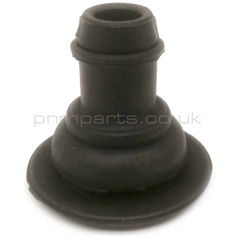 A082P6056F Lotus Esprit '88-04 Bonnet Plenum Drain Grommet